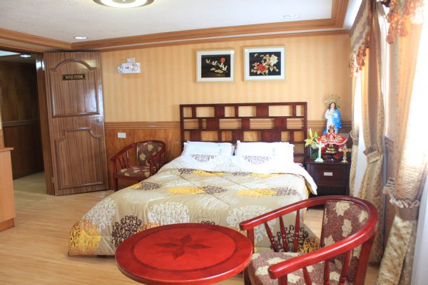 Photo Gallery | Roble Shipping Inc.